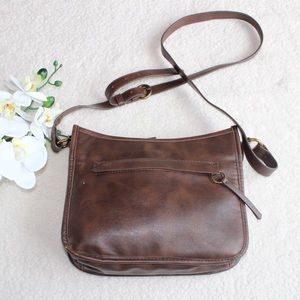 Universal Thread | Bags | Universal Thread Brown Leather Crossbody Bag ...